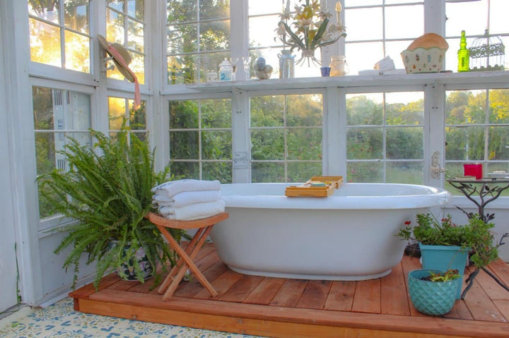 What Exactly Is a Garden Tub and Do You Need One? - Vanityart